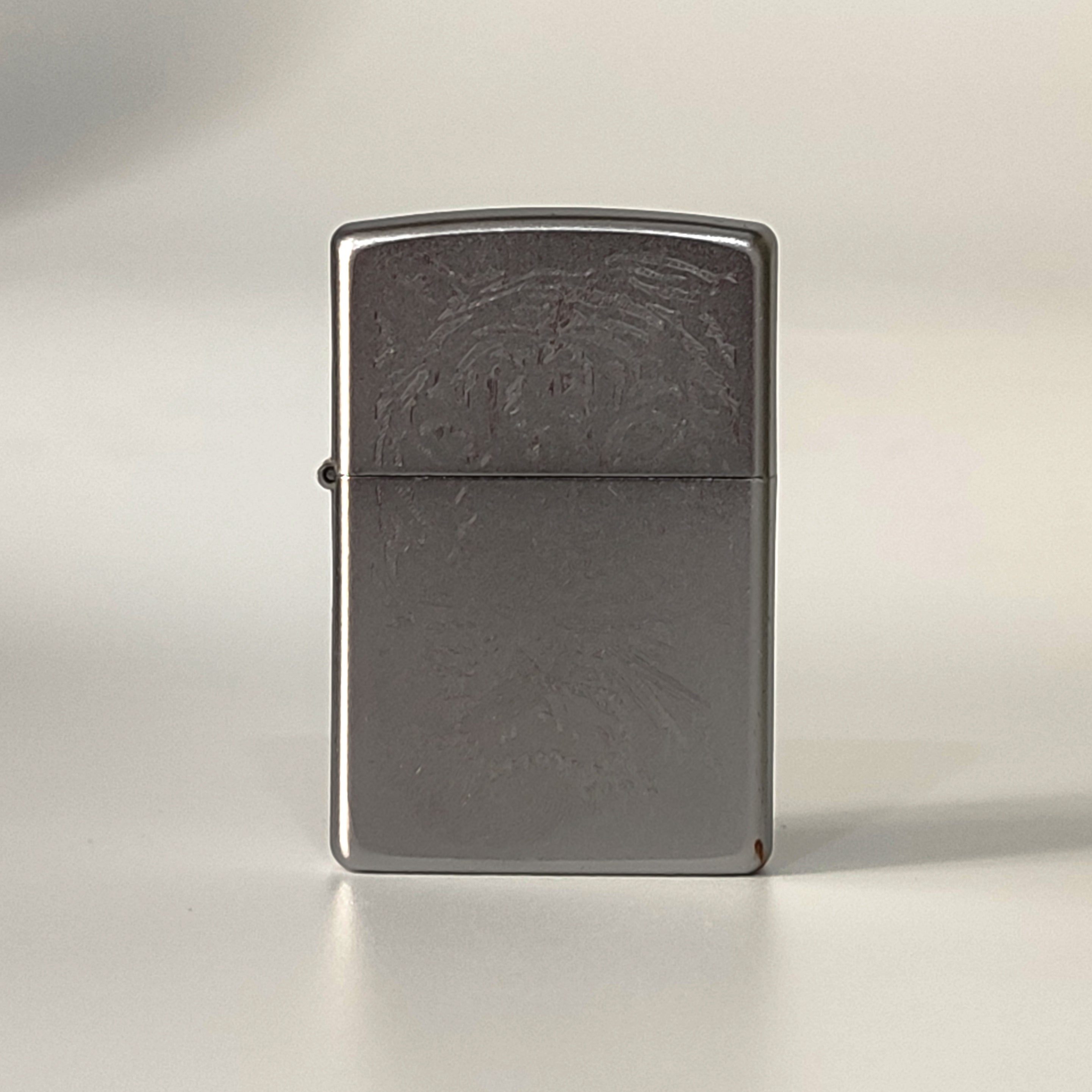 Zippo 205 400236 Reg Satin Chrome Tiger – Shams Shopping Centre